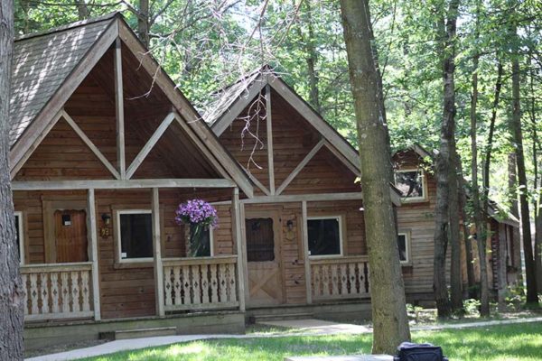 Back Forty Cabins - Double JJ Resort
